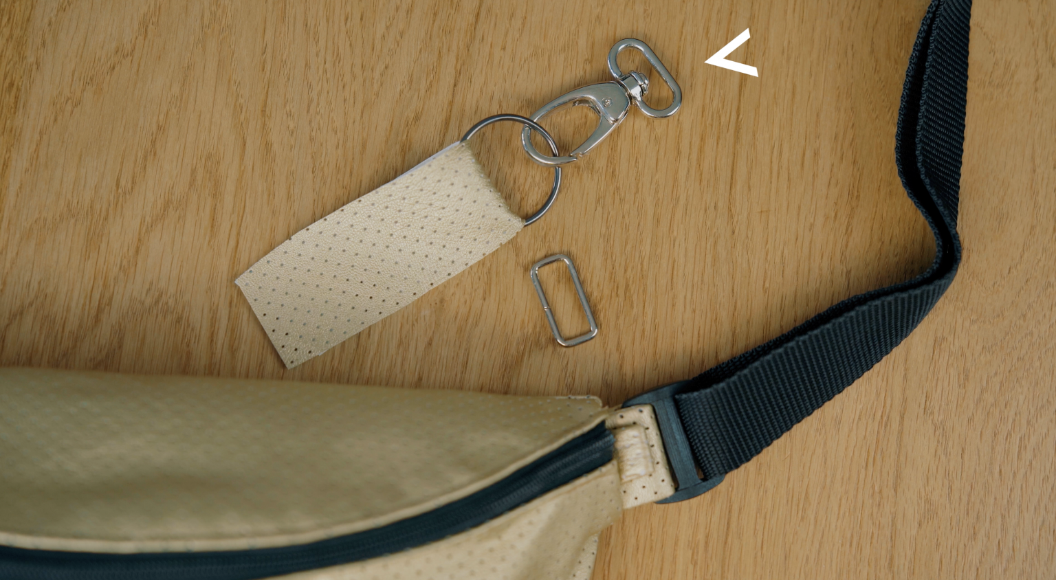 Tuto : créer vite une sangle réglable (couture Facile / Atelier Alaska)